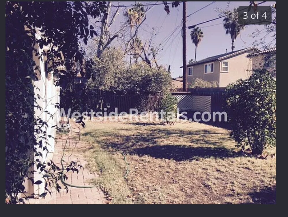17048 Wyandotte St - House for Rent - Van Nuys, CA | WestsideRentals.com