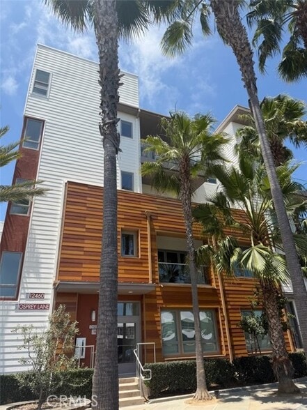 12460 Osprey Ln Unit 2 - Los Angeles, CA | WestsideRentals.com
