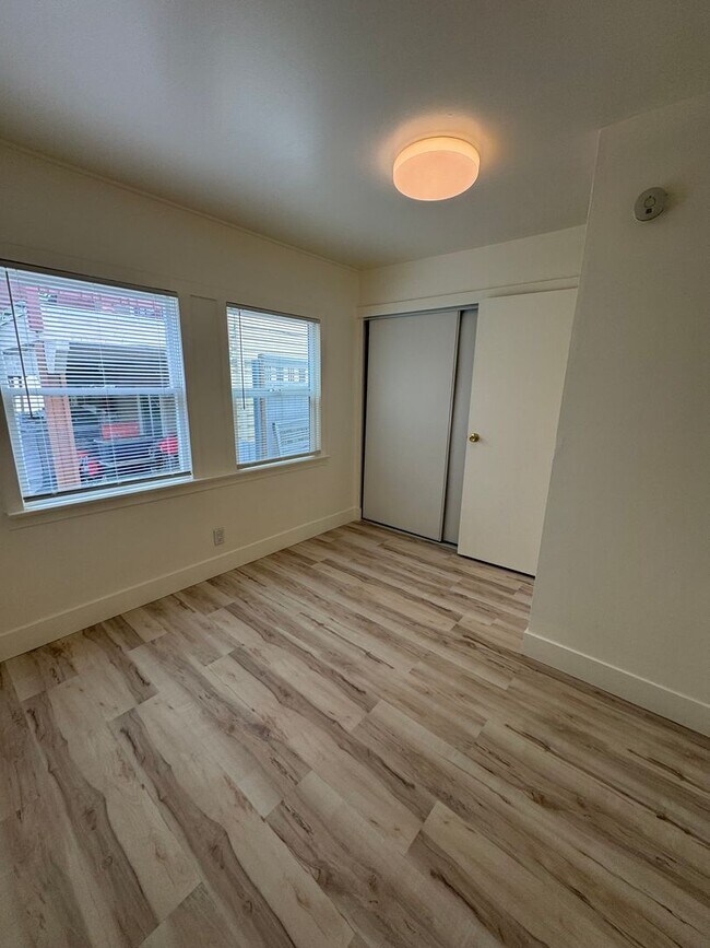 Quince St Apartment Unit 3022 1/2 - San Diego, CA | WestsideRentals.com