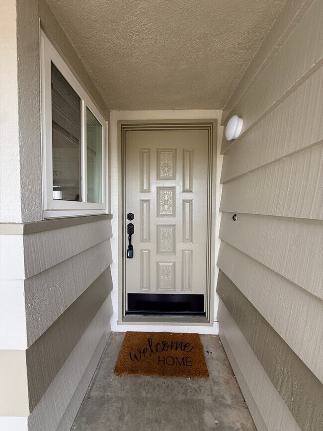 Single Story Home in Tanglewood with Easy ... - Houses for Rent - Santa ...